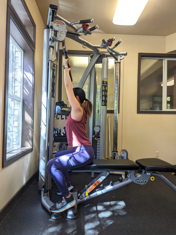 Lat pulldown | Workouts | NakaNaka Mom Fitness