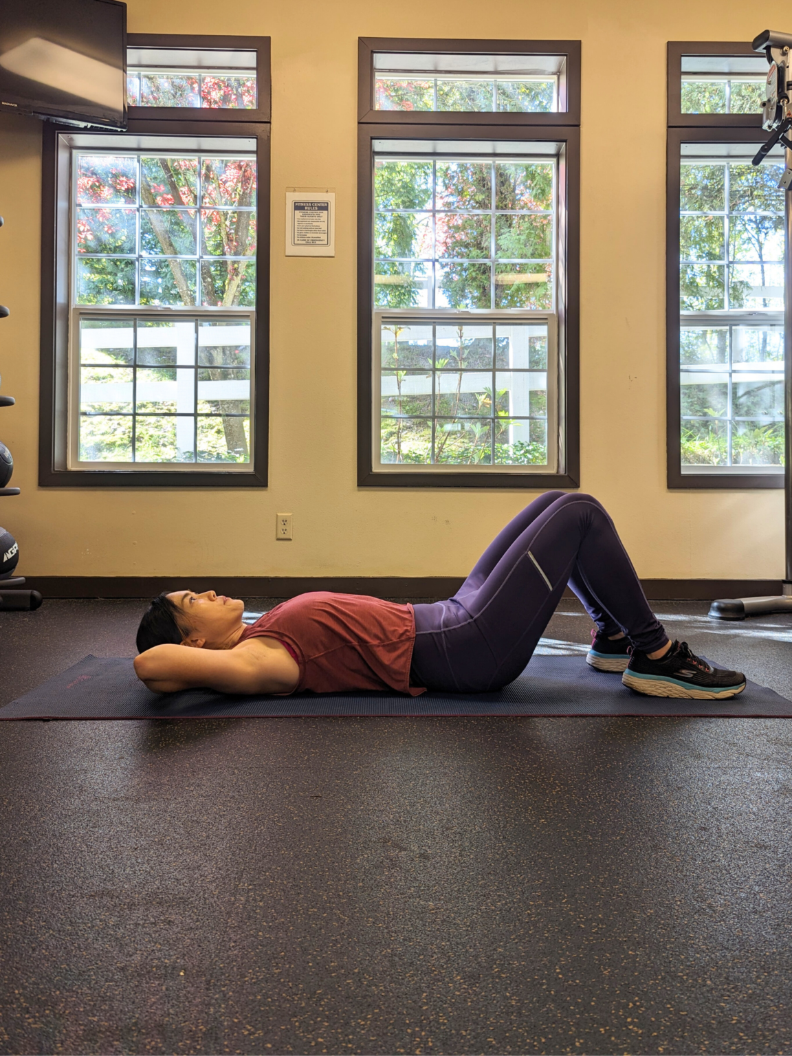 Ab crunch | Workouts | NakaNaka Mom Fitness